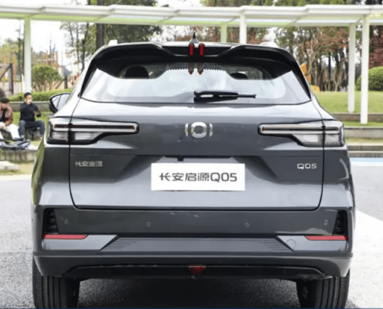 Changan Qiyuan Q05 SUV pre-sale starts at 17,800 USD