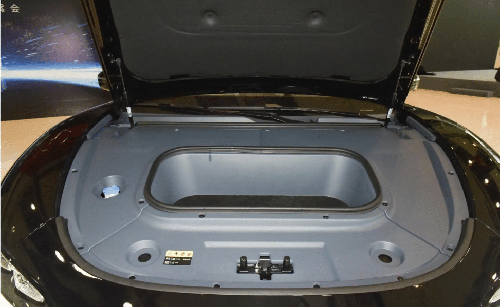 Dayun Yuanhang Y6 is an all-electric sedan with 1,020 km range