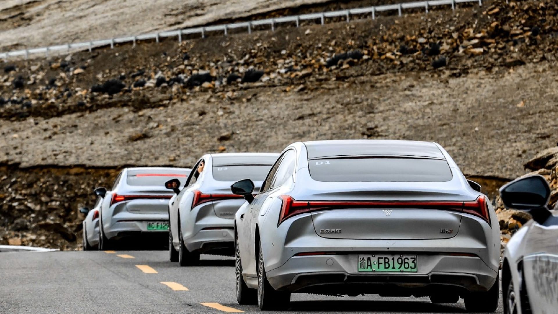 Neta EP32 electric SUV revealed in spy shots. To be called Neta L