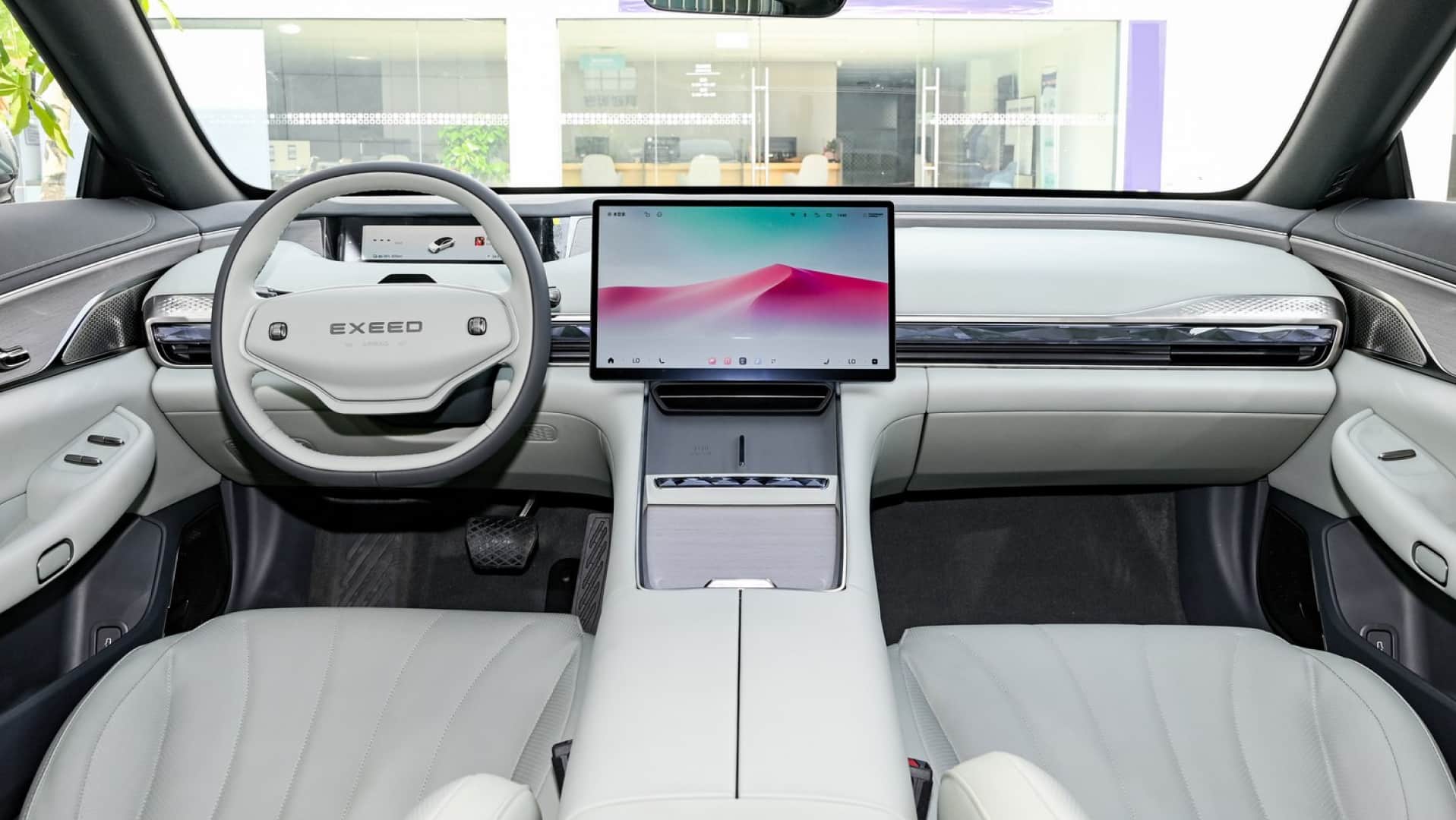 Exeed Exlantix ES (Sterra ES) entered China with 905-km range