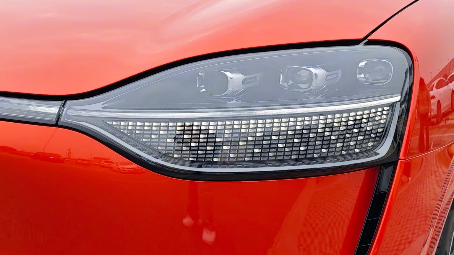 Huawei's Aito M9 launched in China at 65,750 USD. Li Auto L9 rival