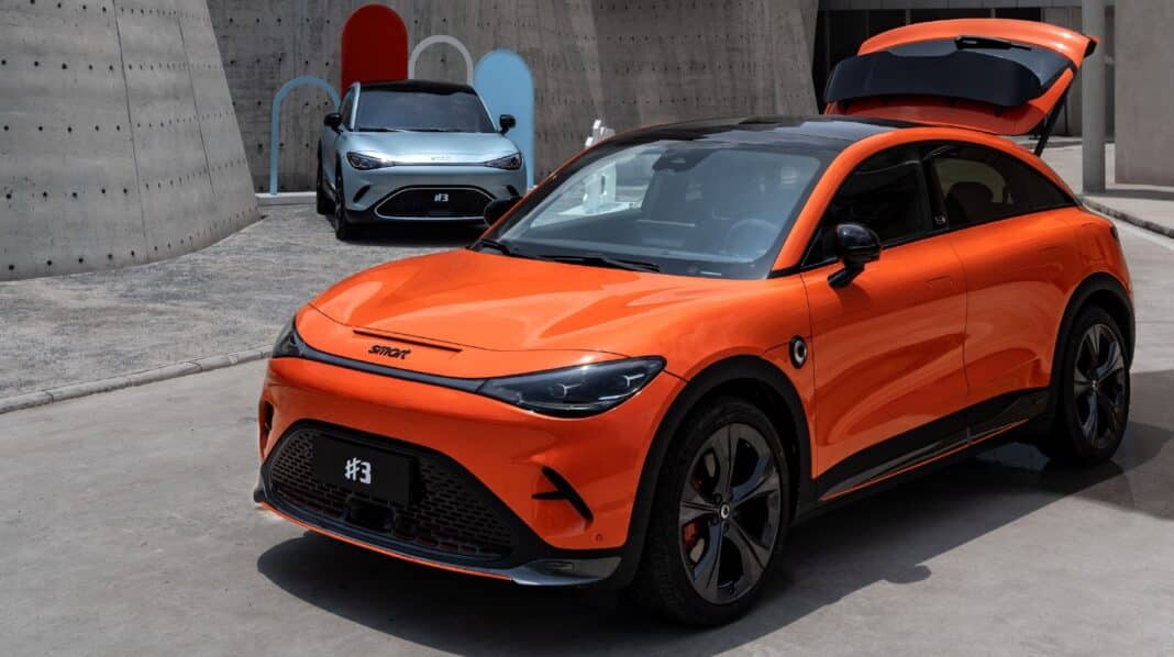 Smart's new MPV spied in China, to launch in 2024