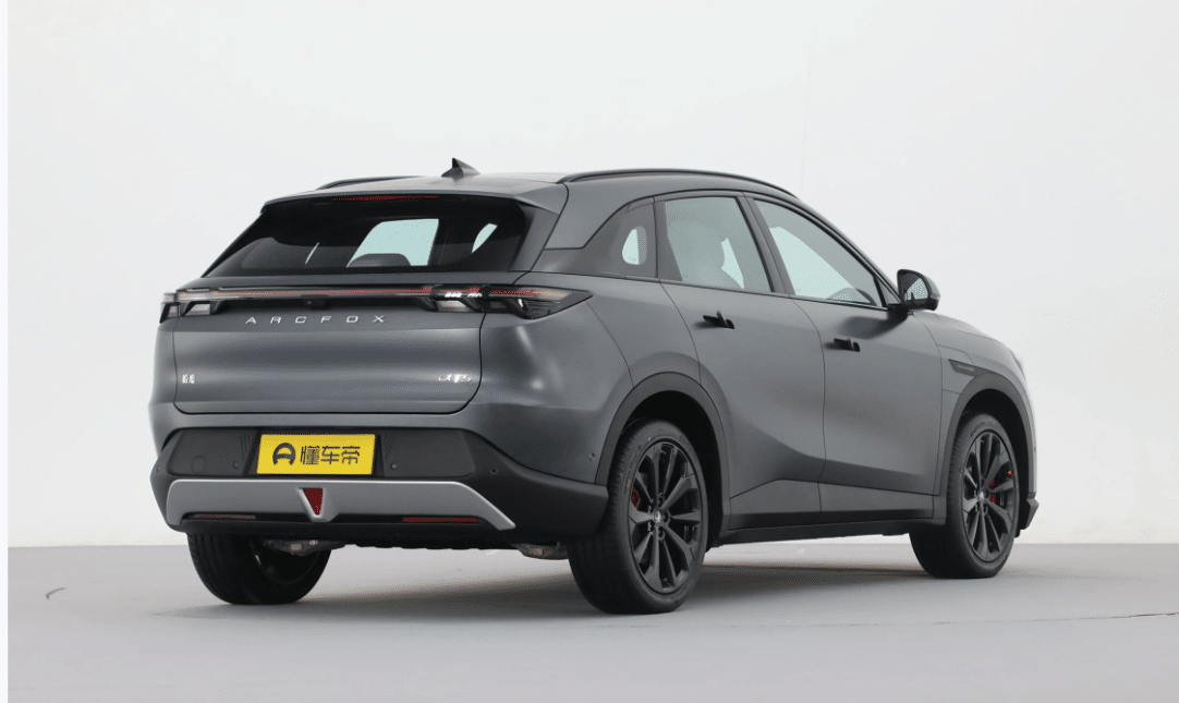 BAIC's Arcfox Alpha T5 SUV launched in China