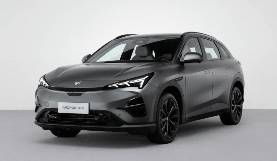 BAIC's Arcfox Alpha T5 SUV launched in China