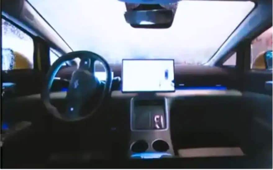 JuneYao Air ia an all-electric vehicle revealed by JunYao Auto