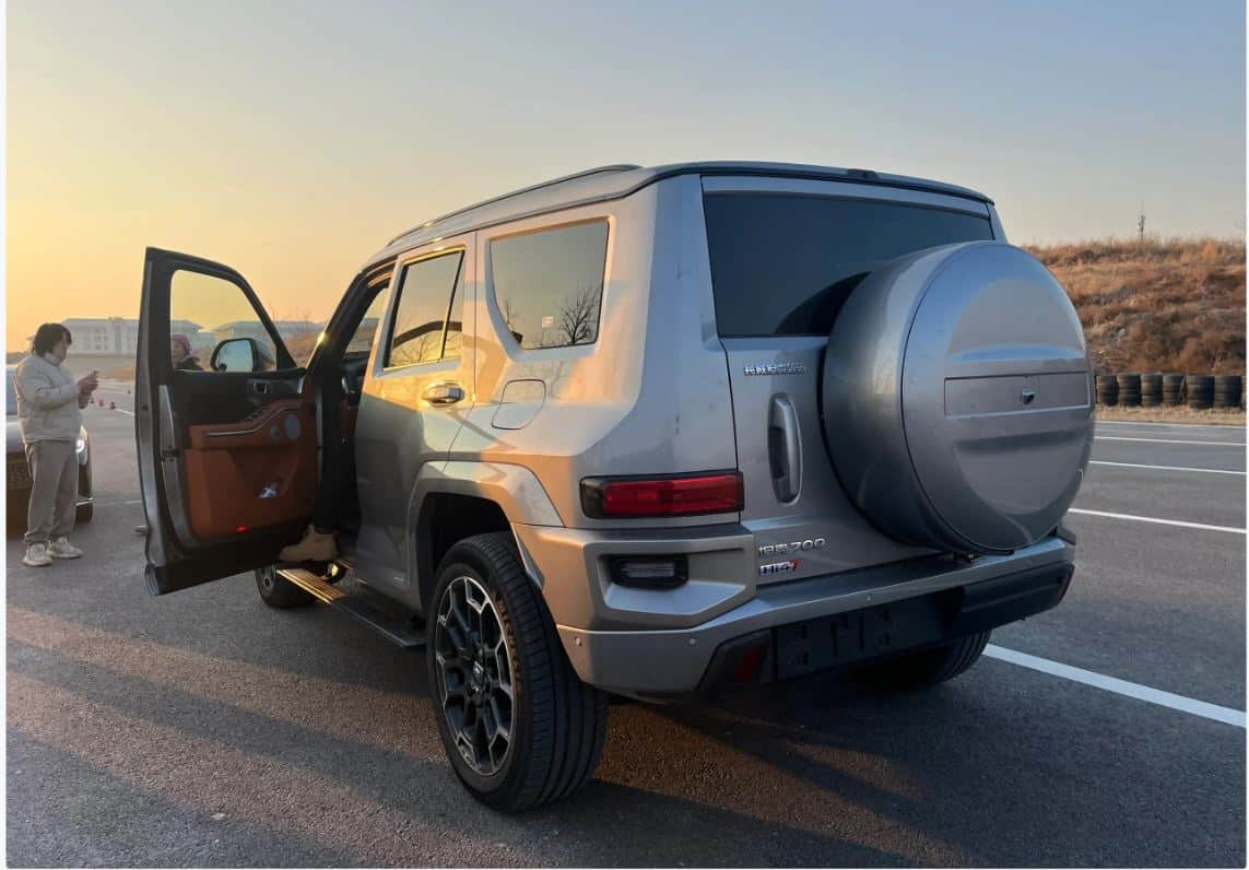 Tank 700 Hi4-T standard version will start pre-sale on Jan 30