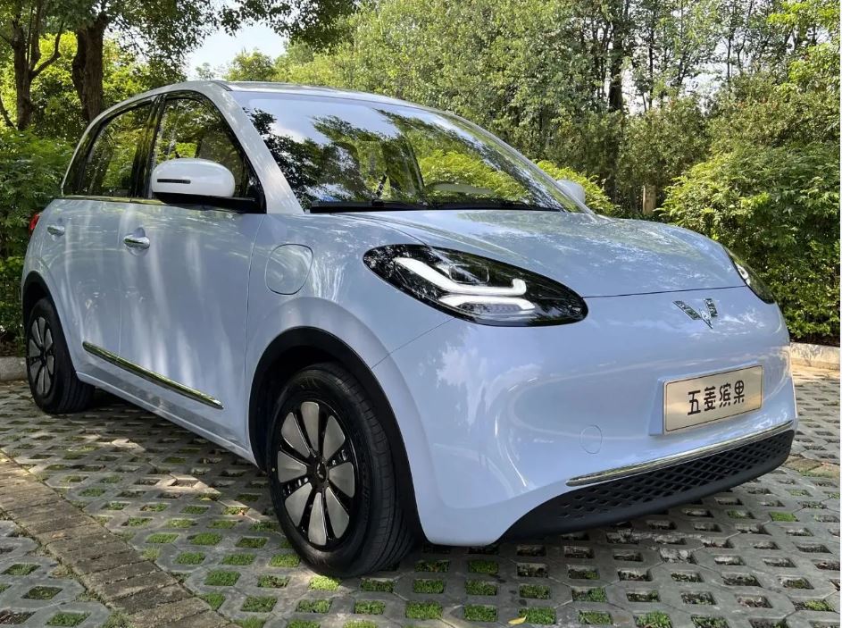 Wuling Bingo Plus small SUV official pic revealed in China