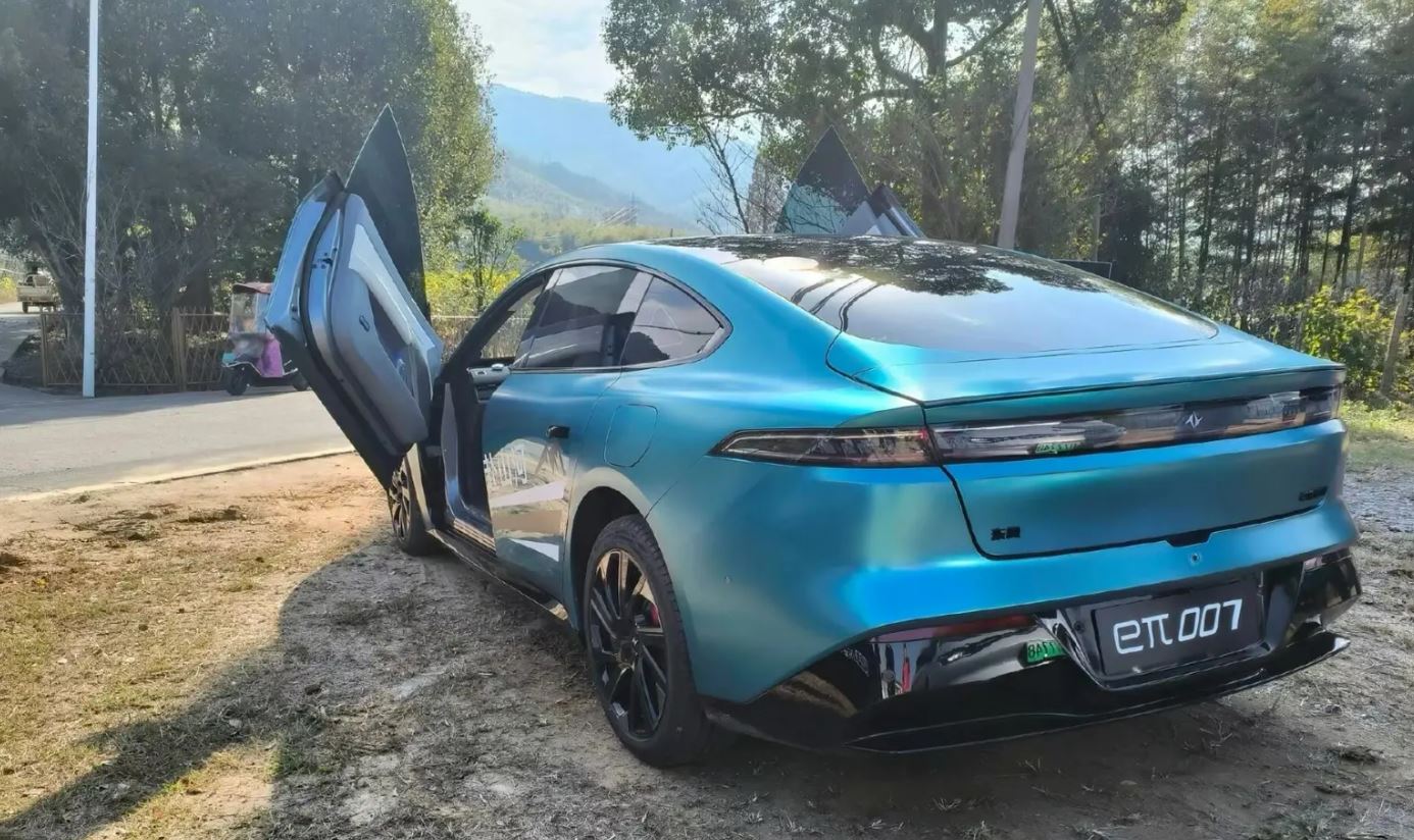 Dongfeng eπ 007 electric sedan will start pre-sale on Jan 16