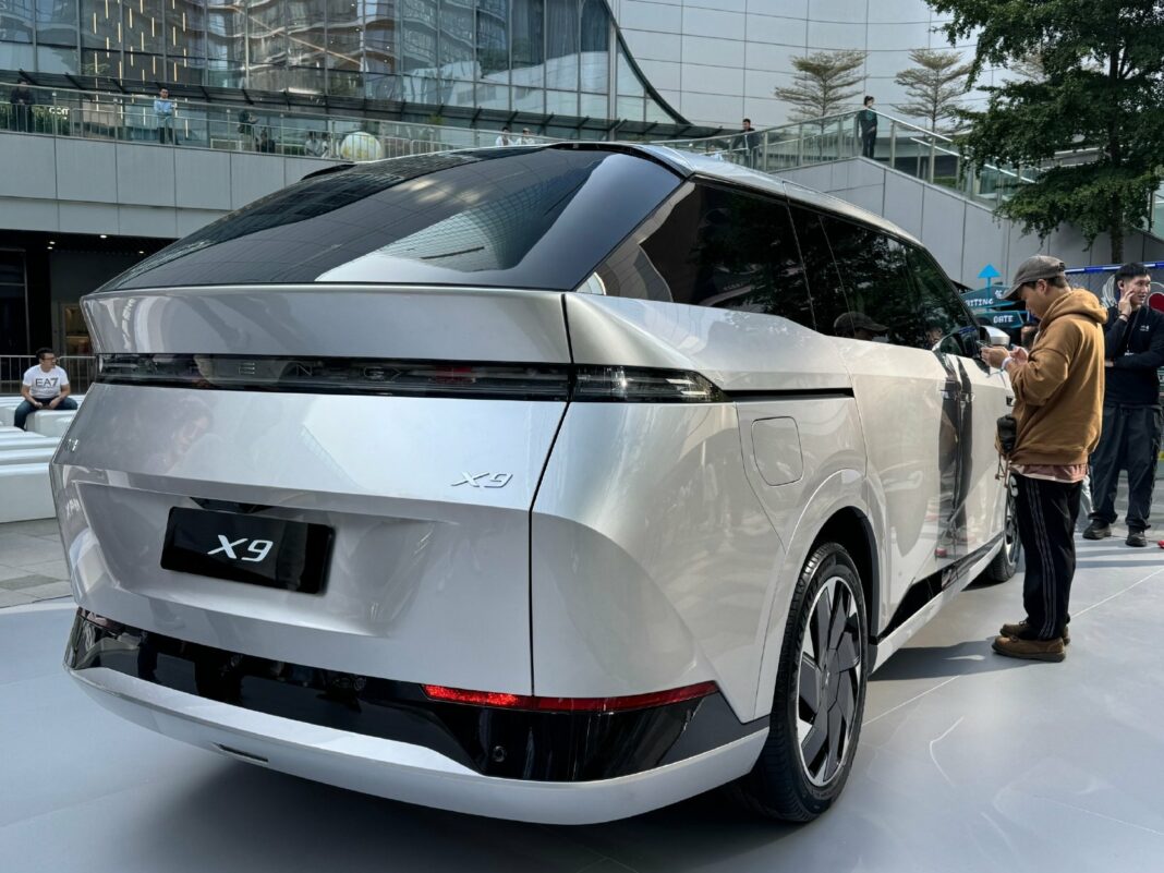 Xpeng X9 seven-seater launched at 50,800 USD, lower than pre-sale price