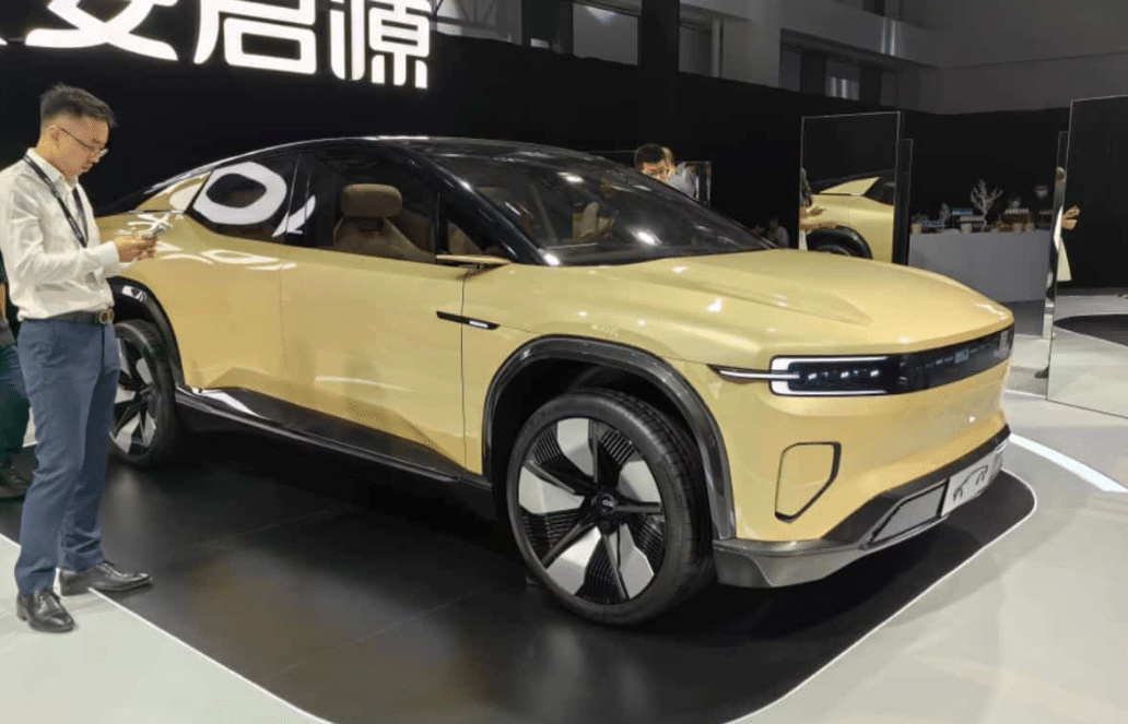 Changan Qiyuan E07 is a new all-electric SUV for China