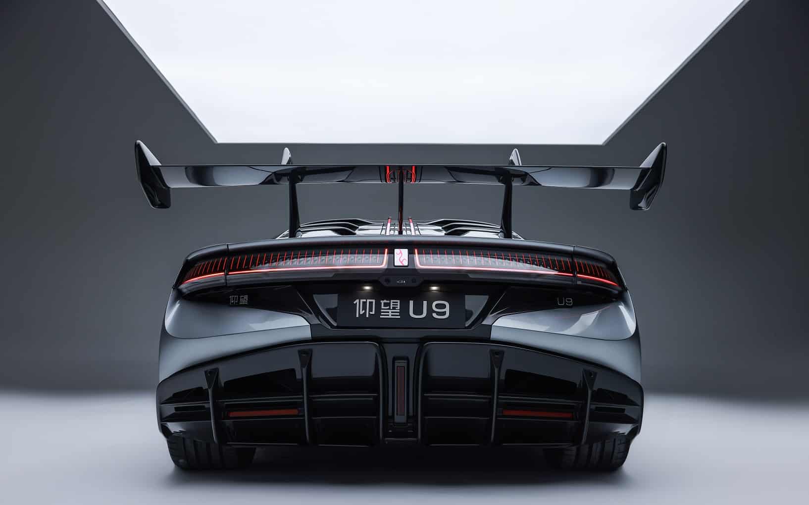 BYD's YangWang U9 launched at 236,000 USD: 0-100 km/h in 2.36s with LFP ...