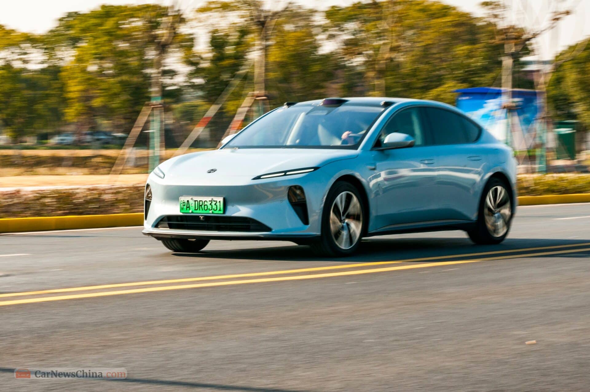 Nio ET5 with range boost revealed in China