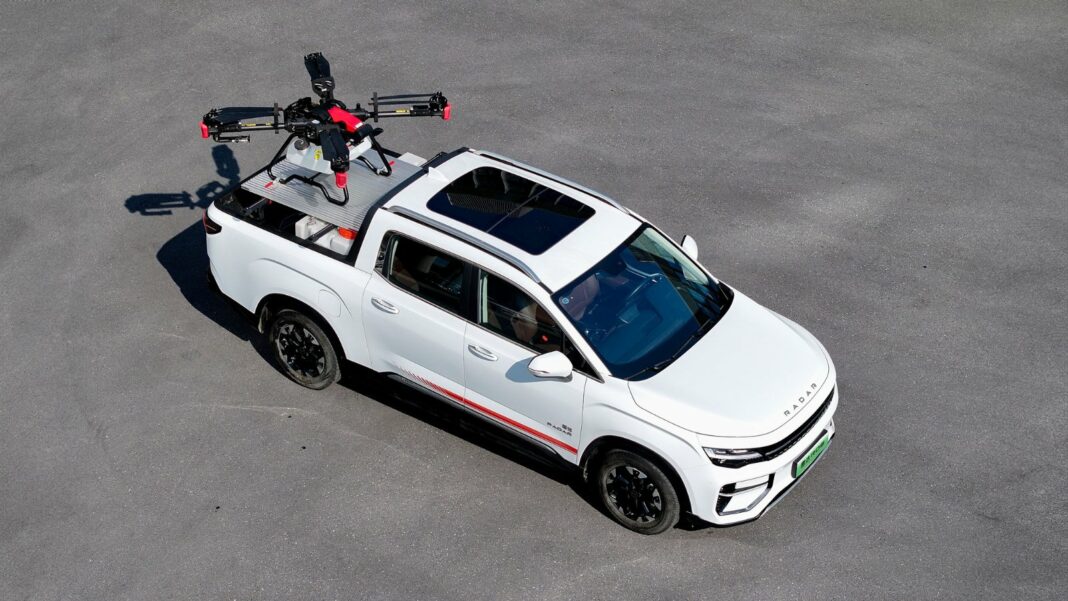 Radar RD6 EV pickup finally gets 4WD