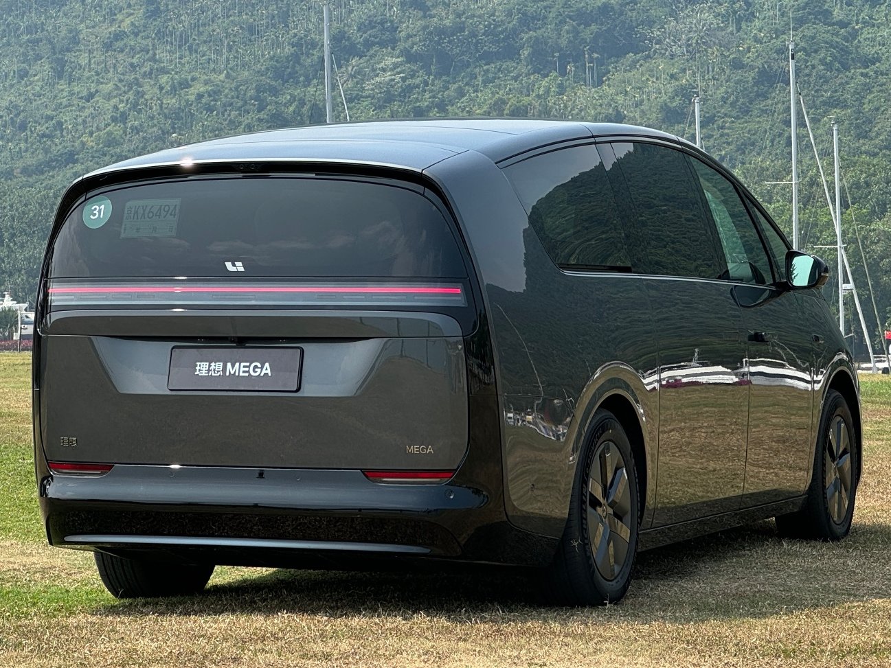 Li Mega's CATL Qilin 102 kWh battery charges 10-80% in 10 minutes 36 ...