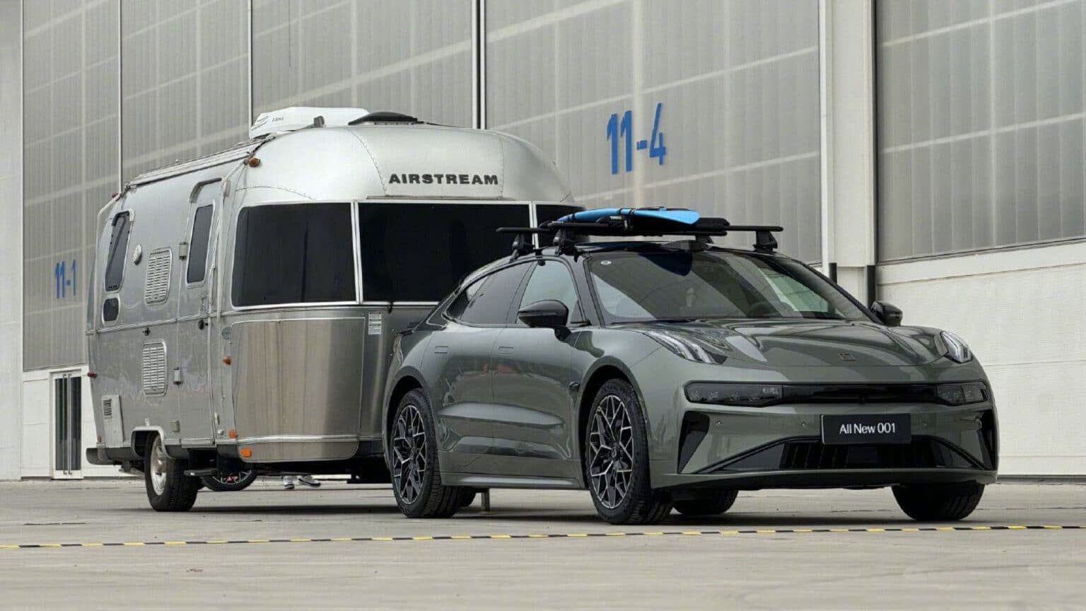 New Zeekr 001 launched in China with 580 kW for 37,500 USD