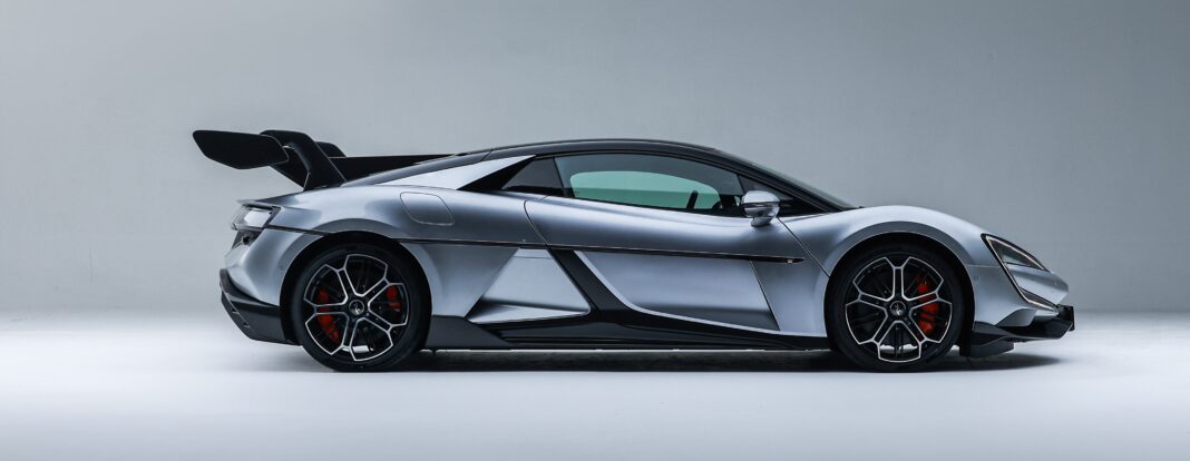 BYD's YangWang U9 launched at 236,000 USD: 0-100 km/h in 2.36s with LFP ...