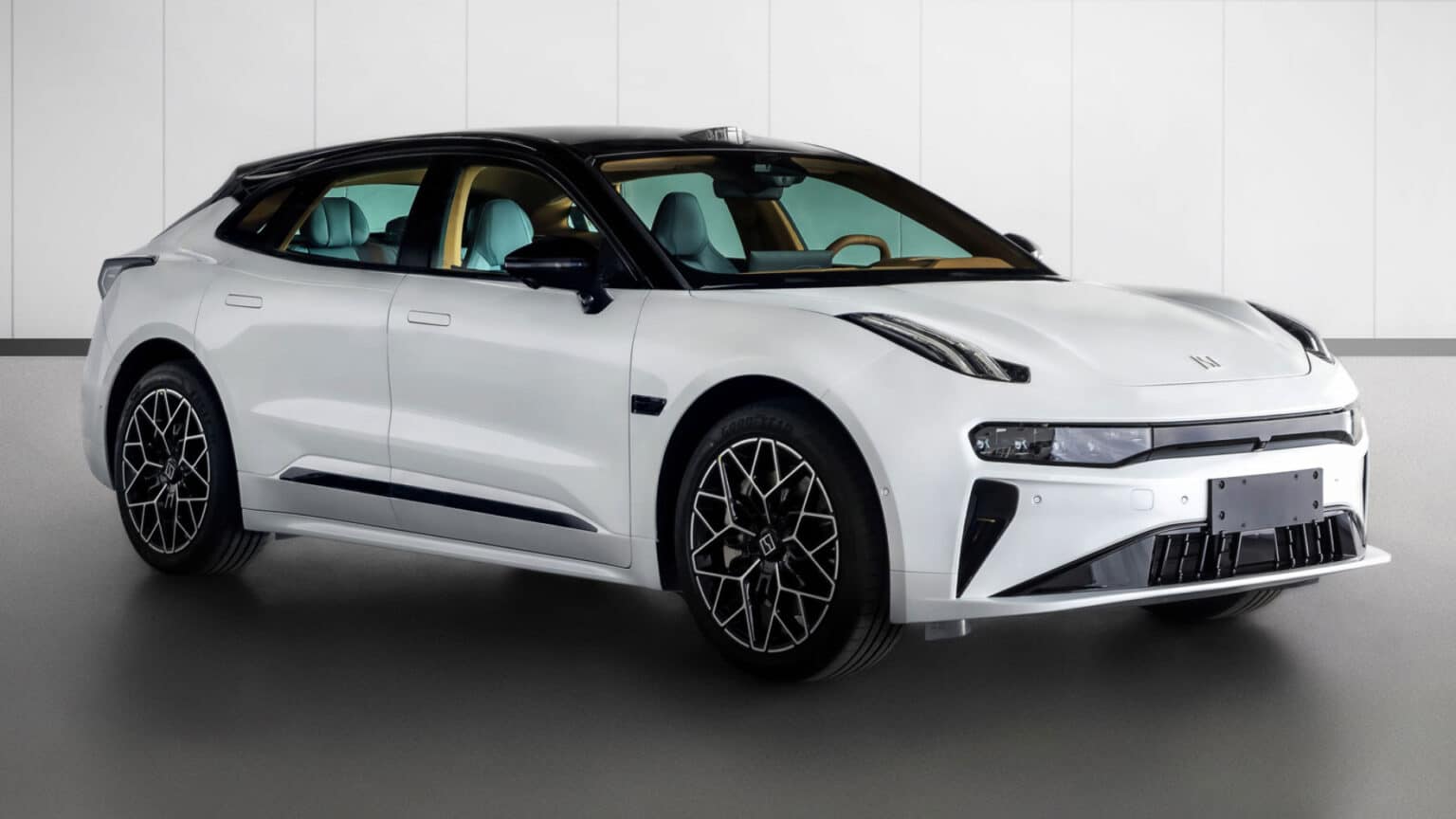 New Zeekr 001 revealed with 95-kWh LFP battery and 722 km range