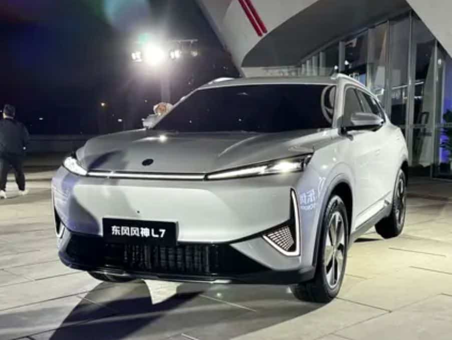 Dongfeng Aeolus L7 plug-in hybrid SUV debuted in China