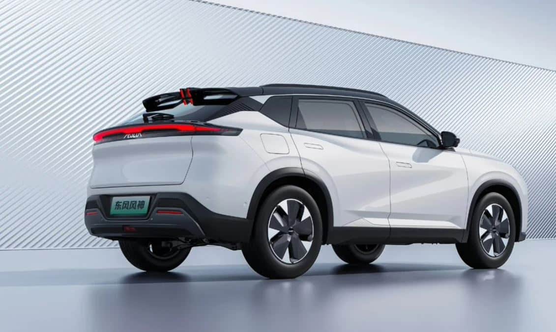 Dongfeng Aeolus L7 plug-in hybrid SUV debuted in China