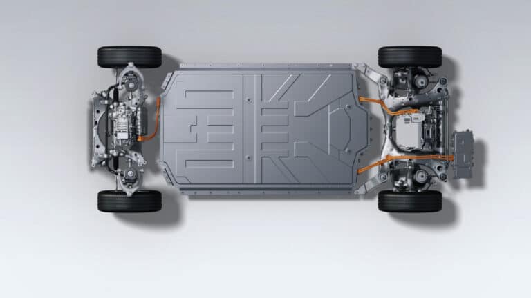 Li Auto Mega enters China with starting price of 77,800 USD