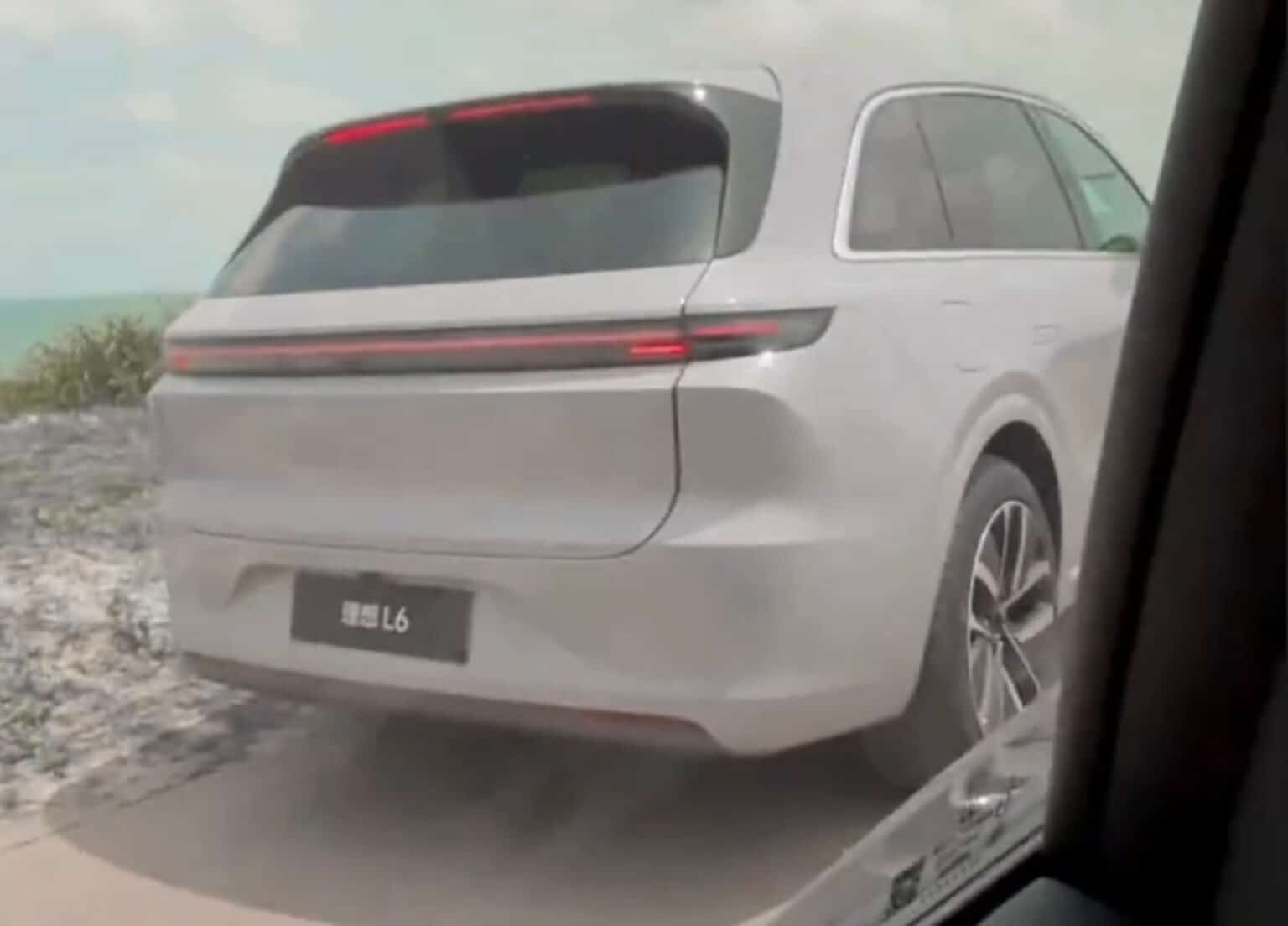 Li Auto L6 spotted in China as it gets closer to launch