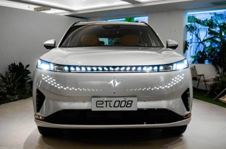 Dongfeng eπ 008 SUV pre-sale started at 30,300 USD in China