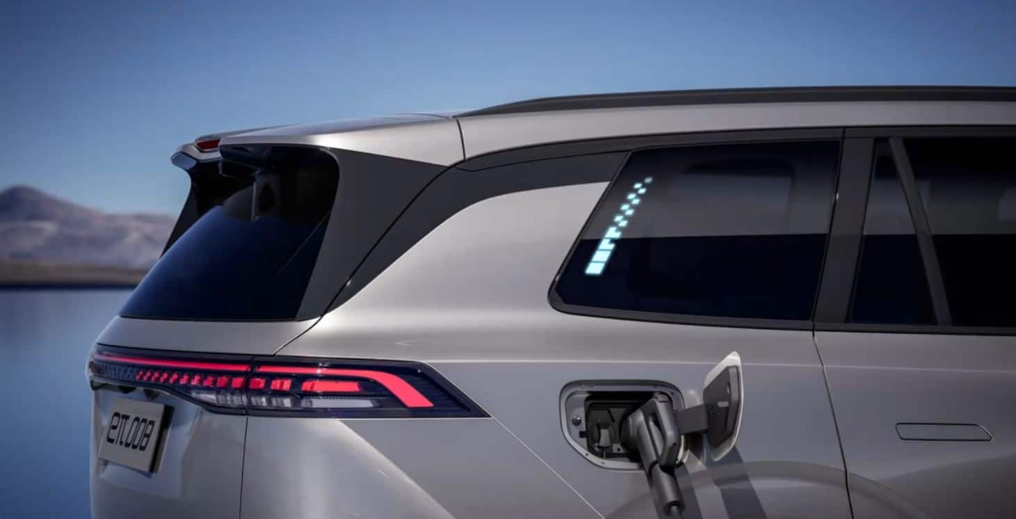 Dongfeng eπ 008 SUV pre-sale started at 30,300 USD in China