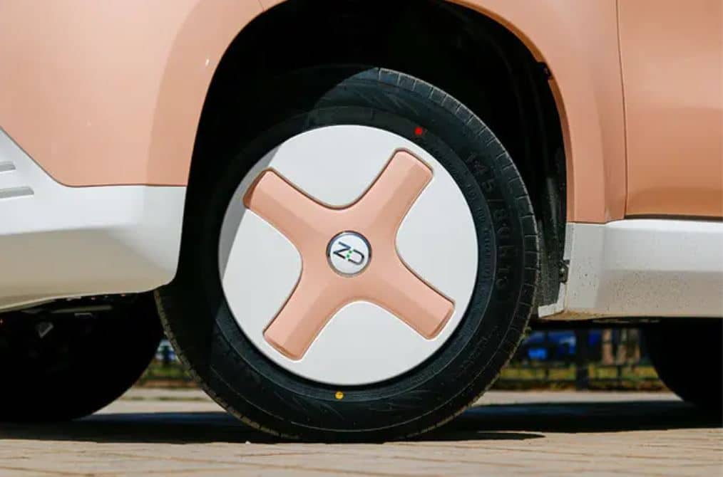Zhidou Rainbow mini EV enters market at 4,400 USD in China