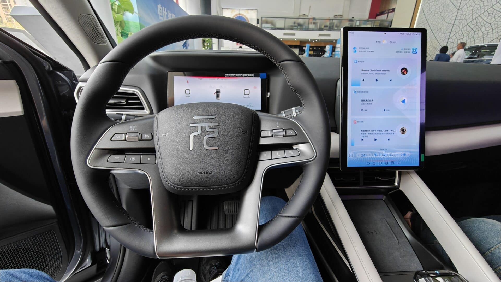 Sunday China Drive | BYD Yuan UP 401 KM: Test Drive Report