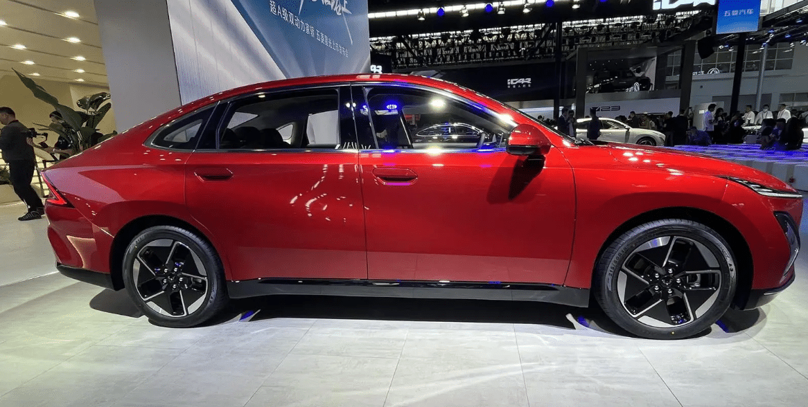 Wuling Starlight EV launched for 13,800 USD in China