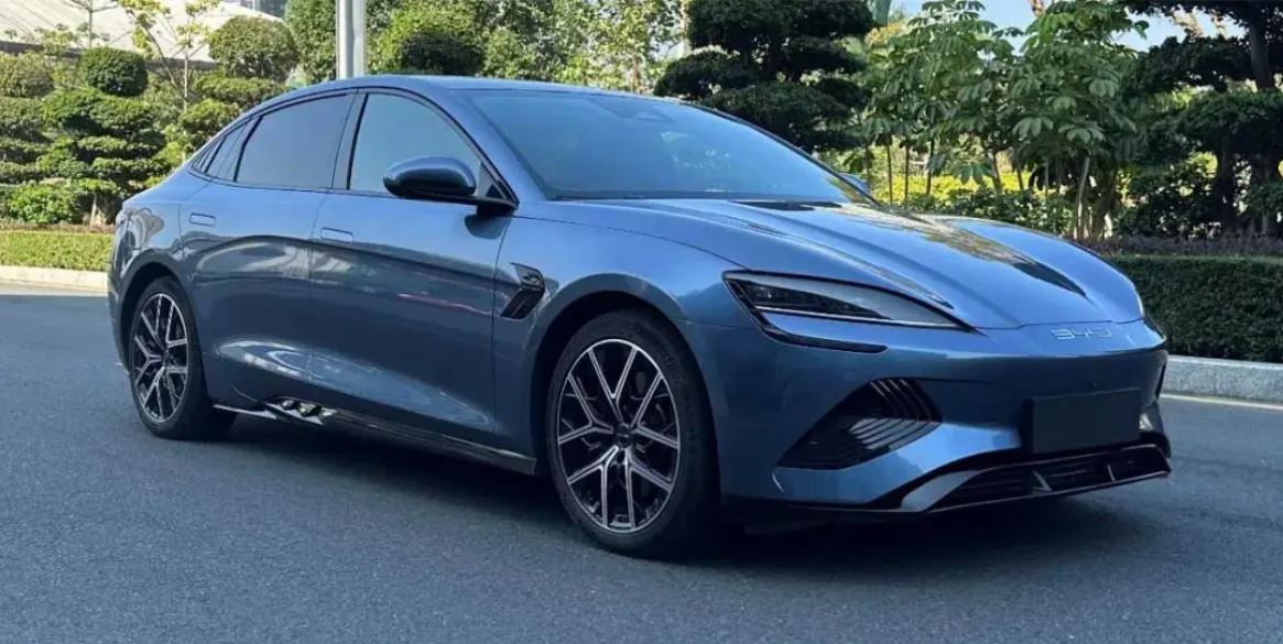 BYD Ocean-M production version revealed as BYD Seal X in China