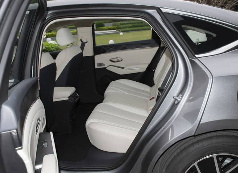 BYD Qin L launches in China, PHEV with 2,100 km range