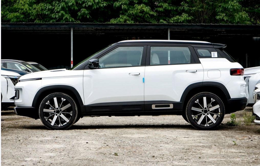 Geely Icon Butterfly entered market starting at 13,400 in China