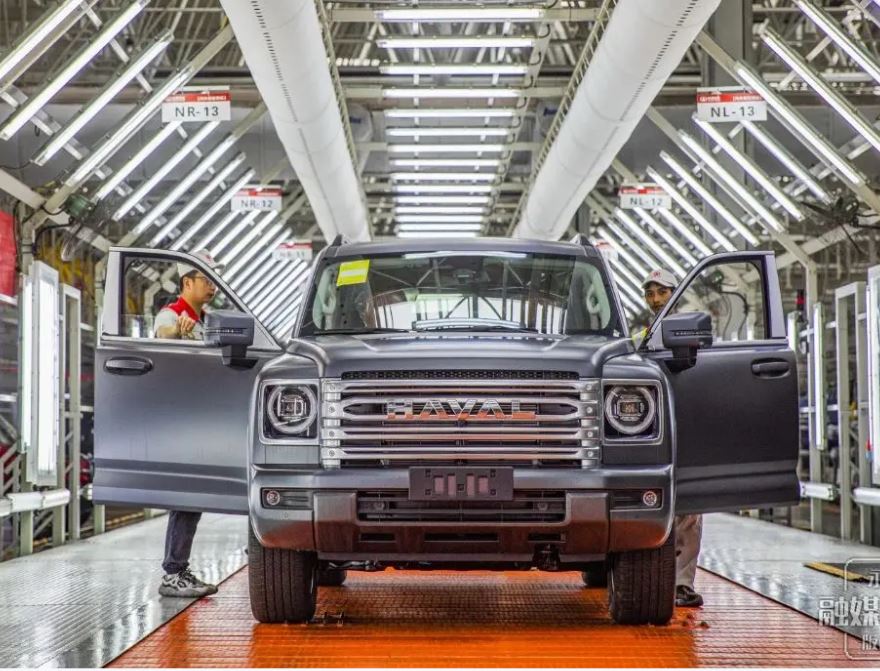 New Haval H9 rolled off production line in China