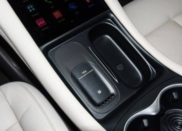 IM L6 with semi-solid-state battery enters market in China