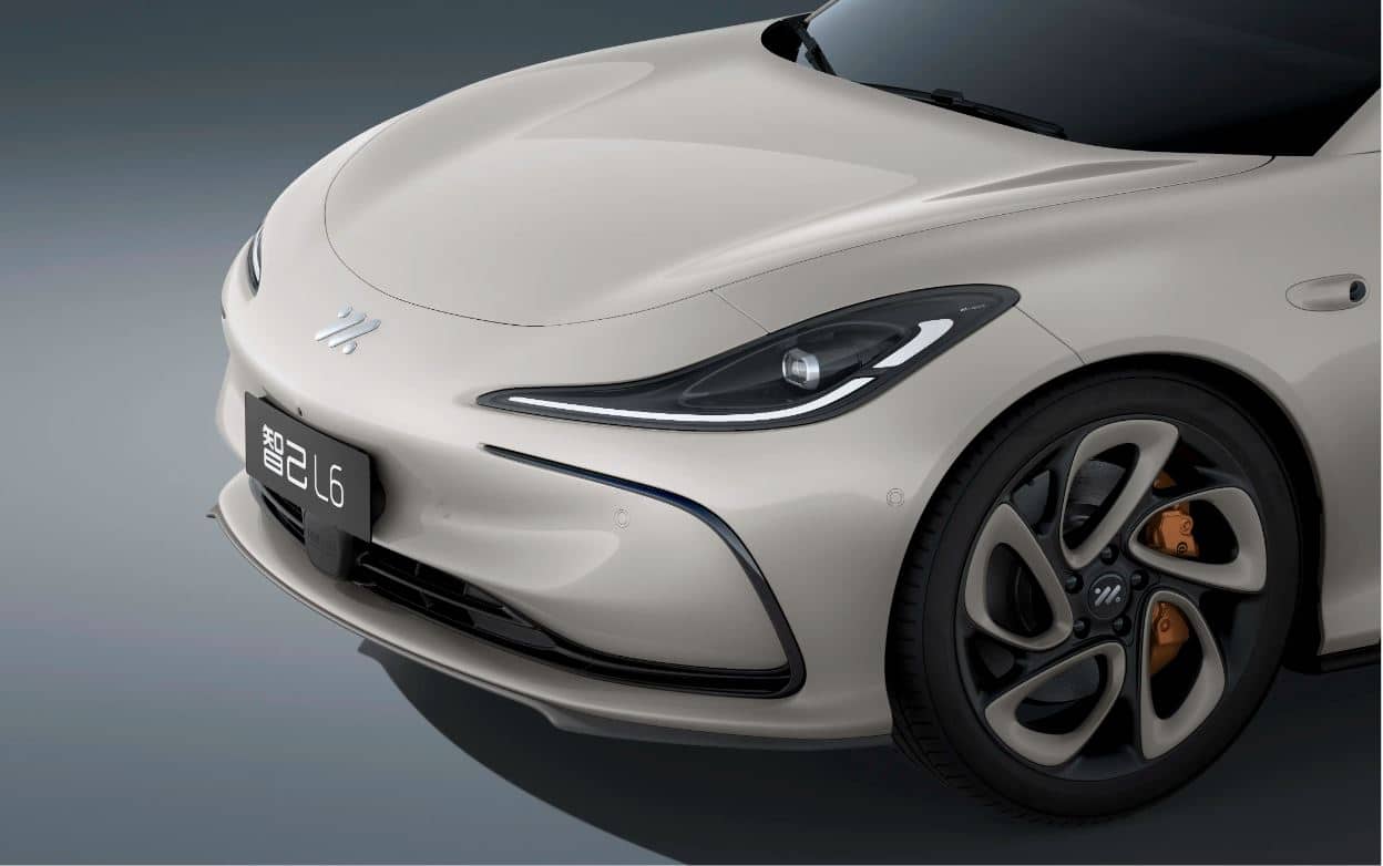 IM L6 with semi-solid-state battery enters market in China