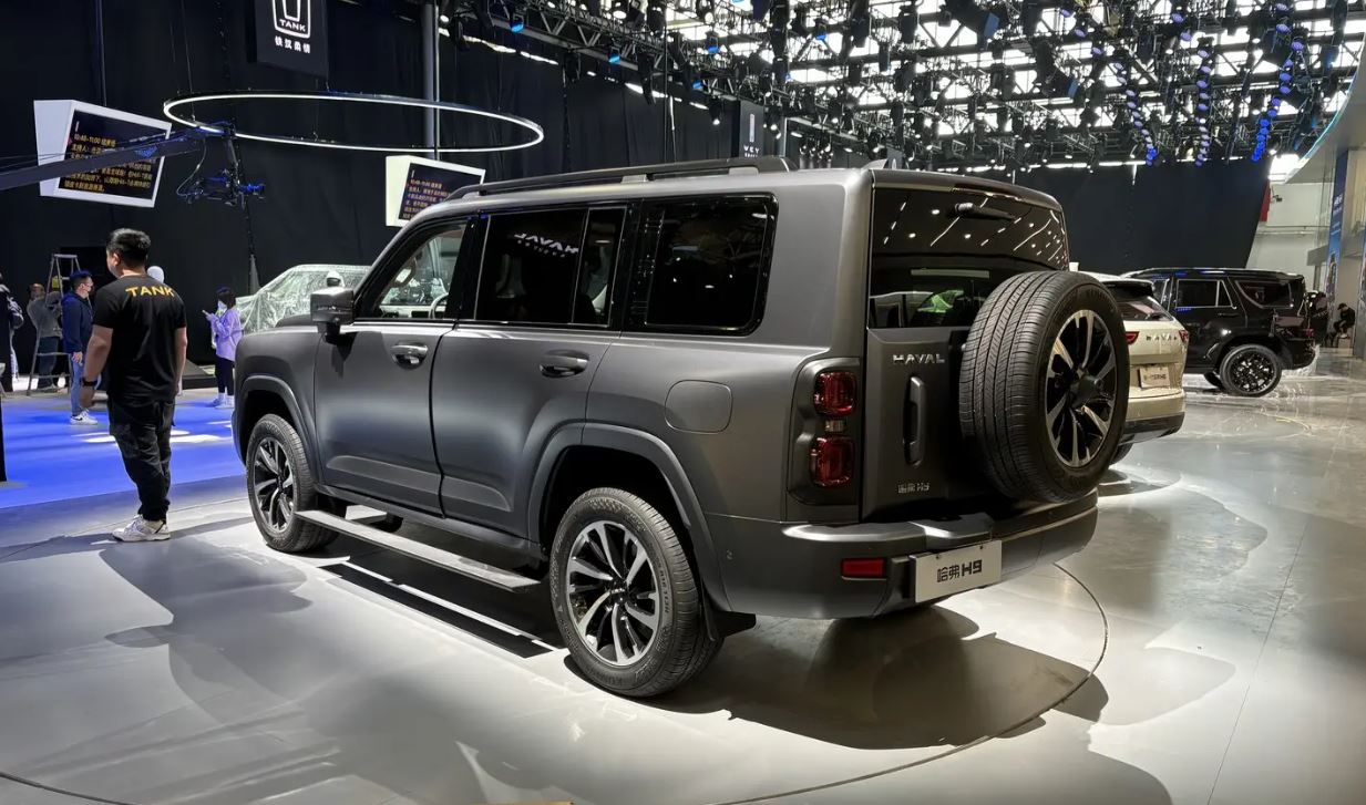 New Haval H9 rolled off production line in China