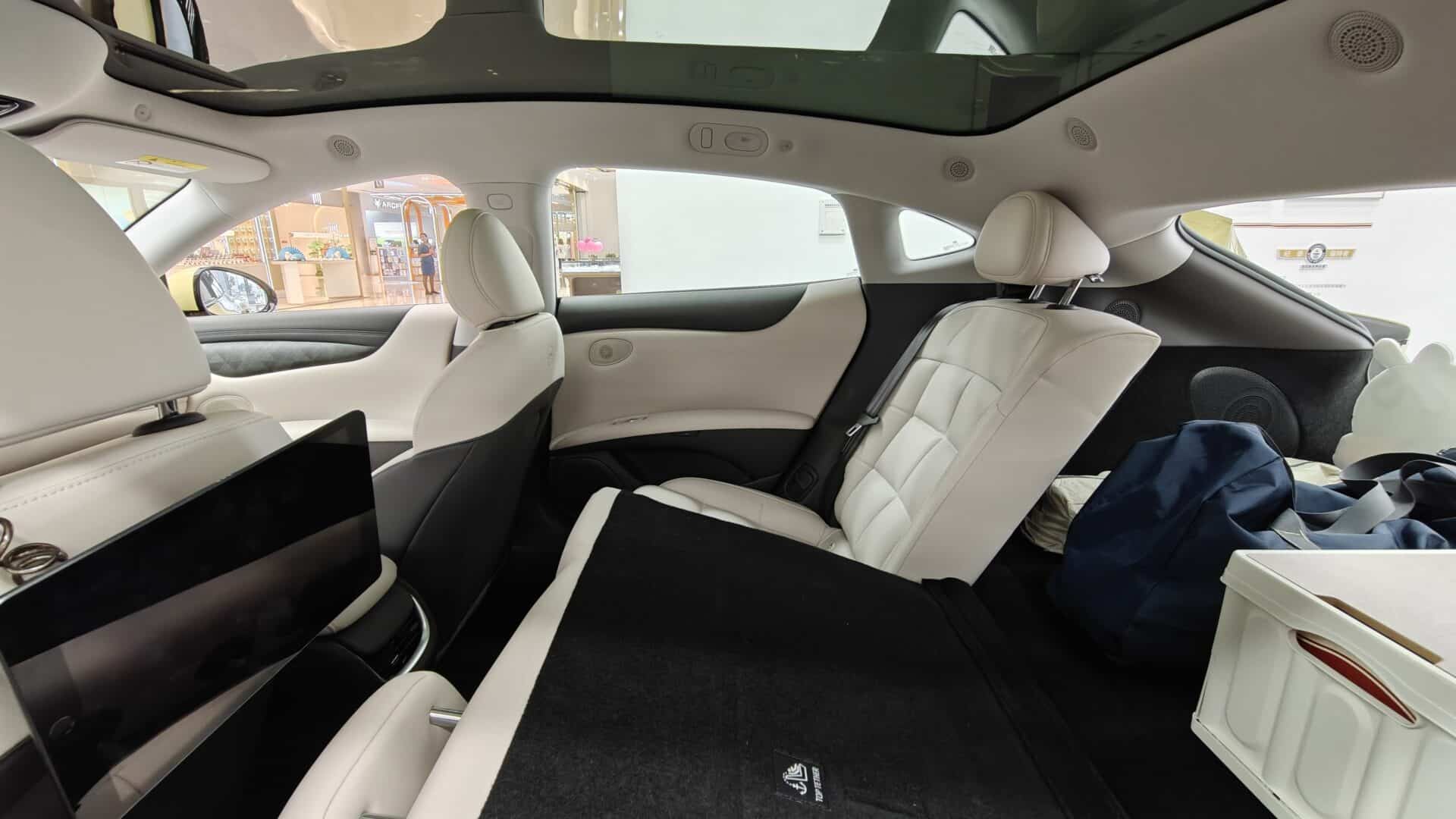 Sunday China Drive | IM L6 is a large liftback sedan that drives like a ...