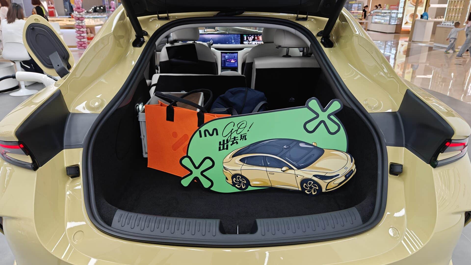 Sunday China Drive | IM L6 is a large liftback sedan that drives like a ...