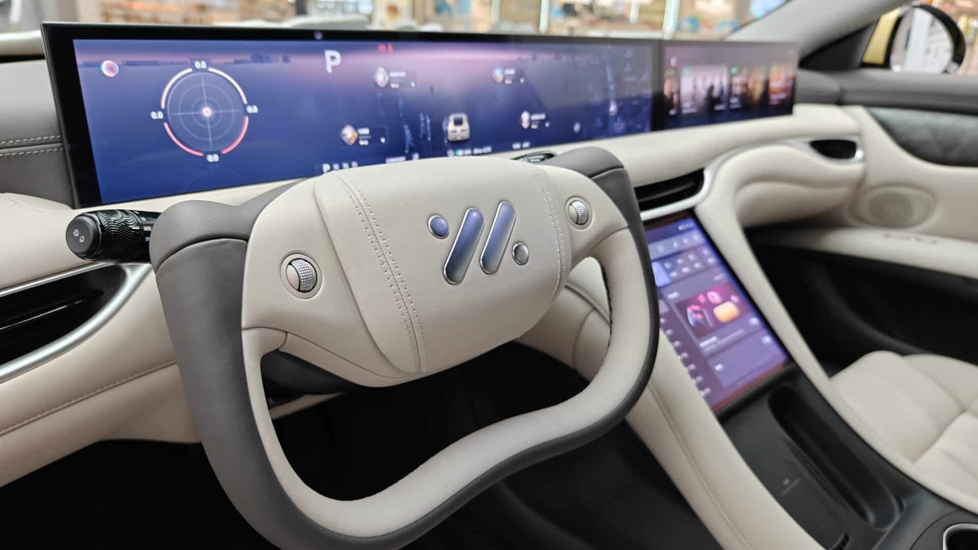 Sunday China Drive | IM L6 is a large liftback sedan that drives like a ...