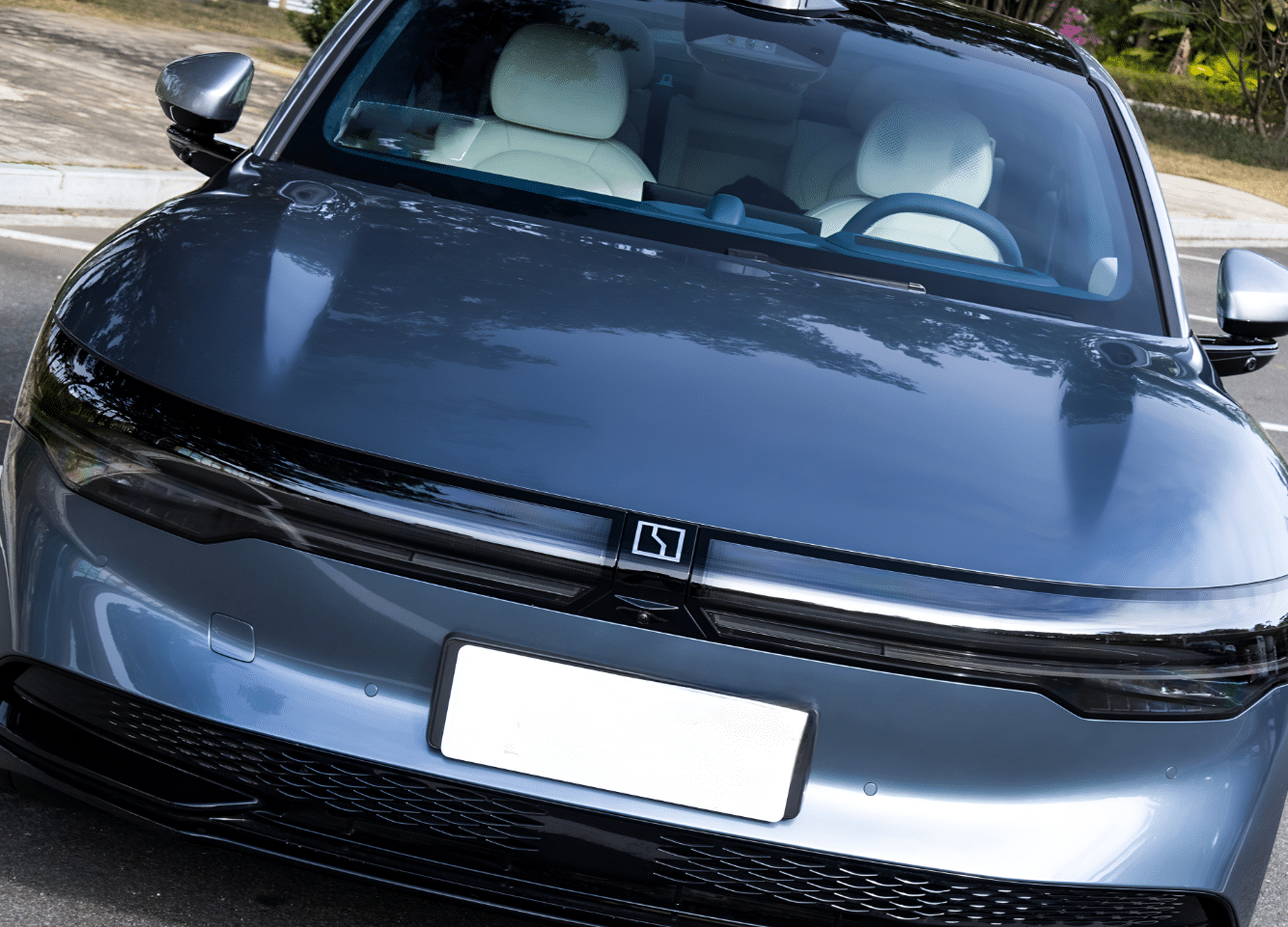 Sunday China Drive | Zeekr 007: fast and luxurious