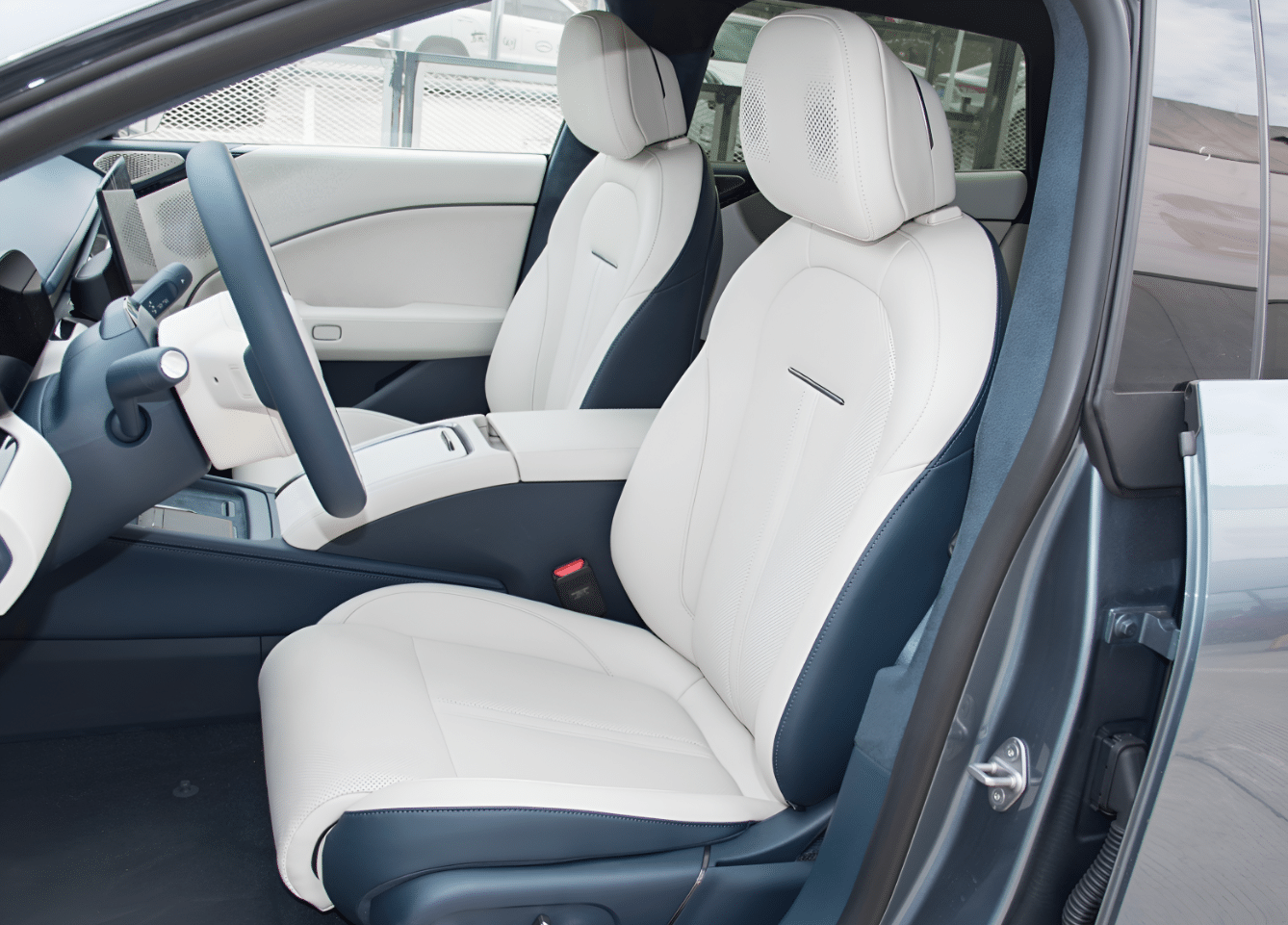 Sunday China Drive | Zeekr 007: fast and luxurious