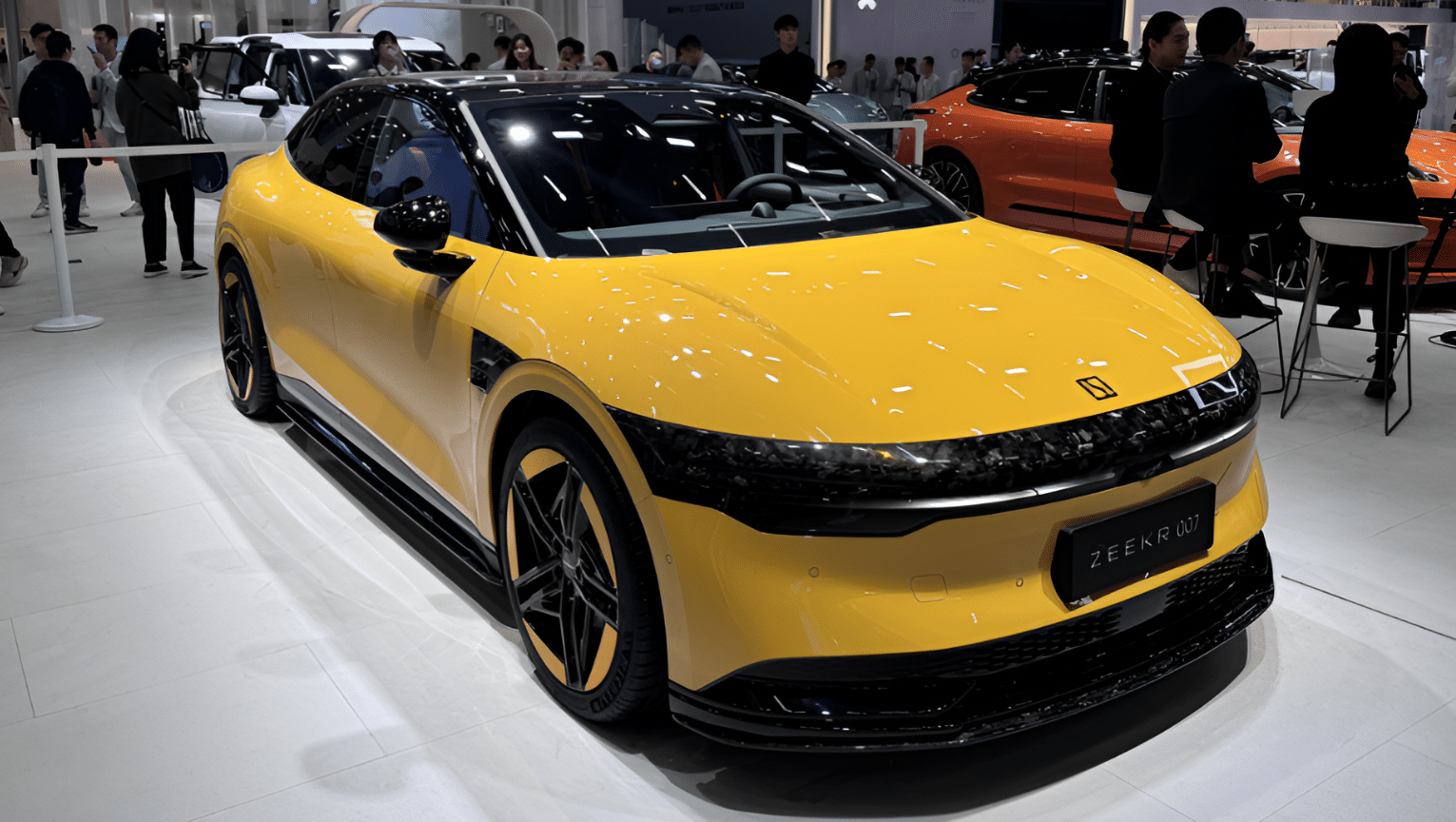 Sunday China Drive | Zeekr 007: fast and luxurious