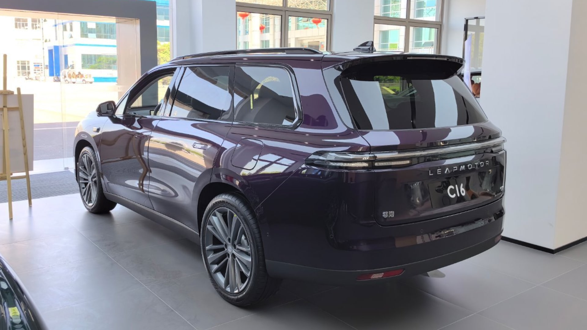 Stellantis-backed Leapmotor C16 reached dealers across China