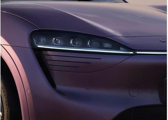 Luxeed R7 backed by Huawei and Chery official images released