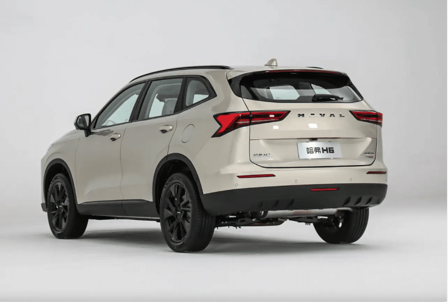 New Haval H6 officially enters market starting at 16,200 USD