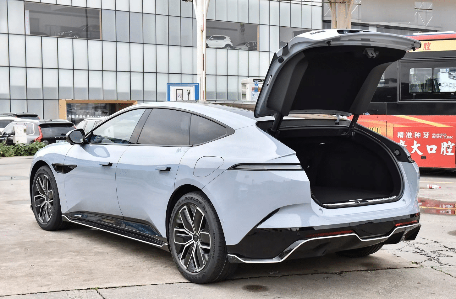 Sunday China Drive | Avatr 12: Huawei's Advanced Driving System 2.0 shines