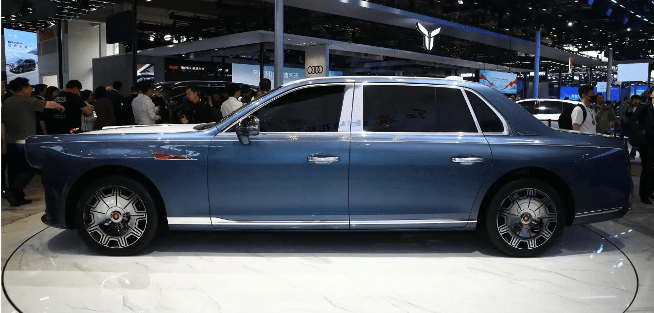 Hongqi Guoli luxury sedan enters market for 990,000 USD