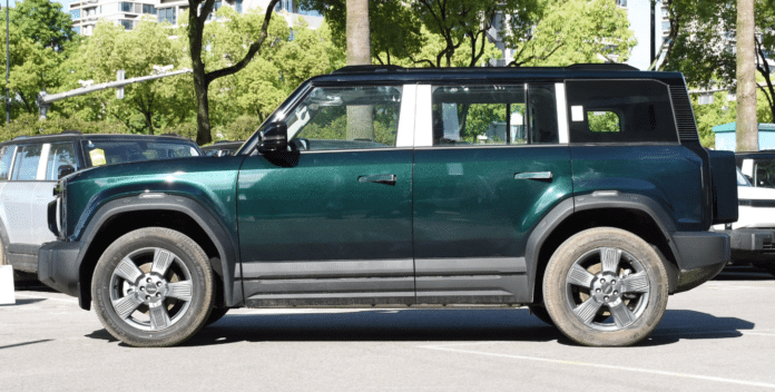 New Chery iCar 03 with DJI's intelligent driving system launched