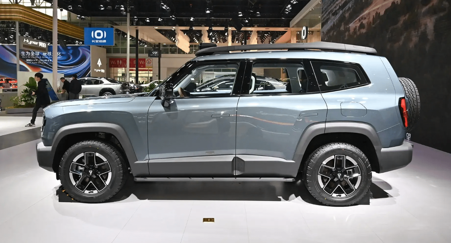 Deepal G318 range-extender off-road SUV launched in China